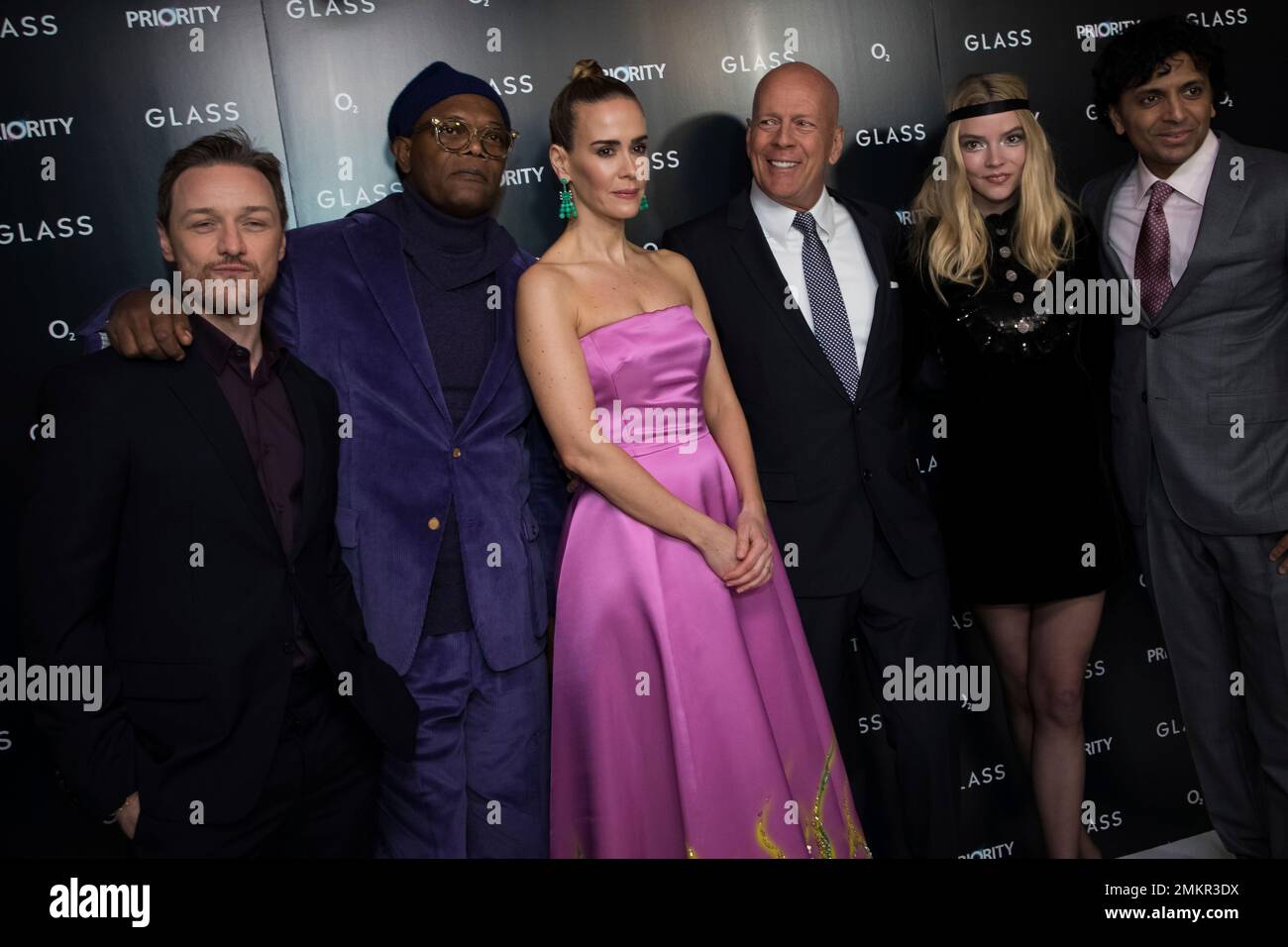 James McAvoy, Samuel L. Jackson, Sarah Paulson, Bruce Willis, Anya ...