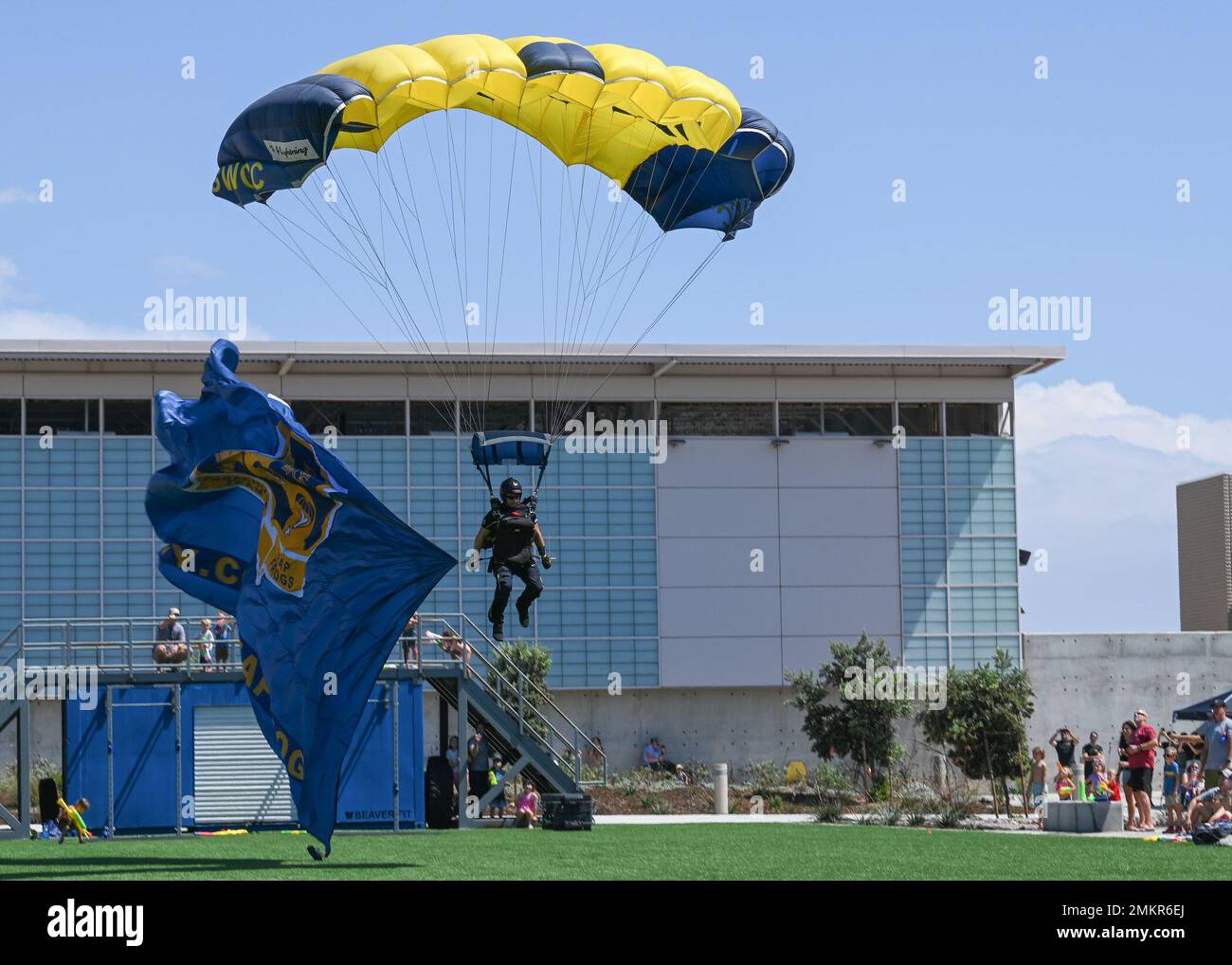 210911-N-GR718-0910 CORONADO, Calif. (Sept. 11, 2022) A member of the U ...