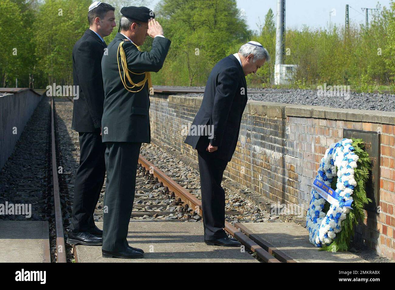 FILE - In this Thursday, April 29, 2004 file photo, Israeli President ...