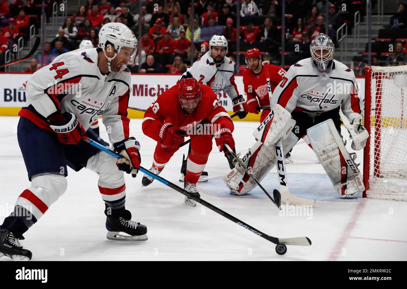 Washington Capitals defenseman Brooks Orpik (44) controls the puck as ...