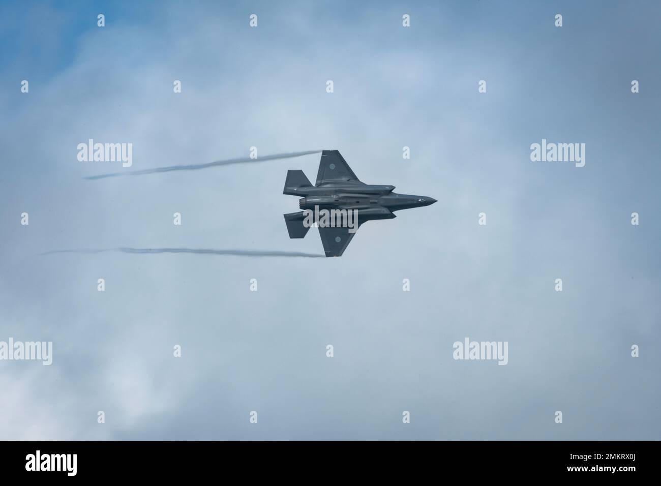 A Japan Air Self-Defense Force (JASDF) F-35A Lightning II Demonstration ...