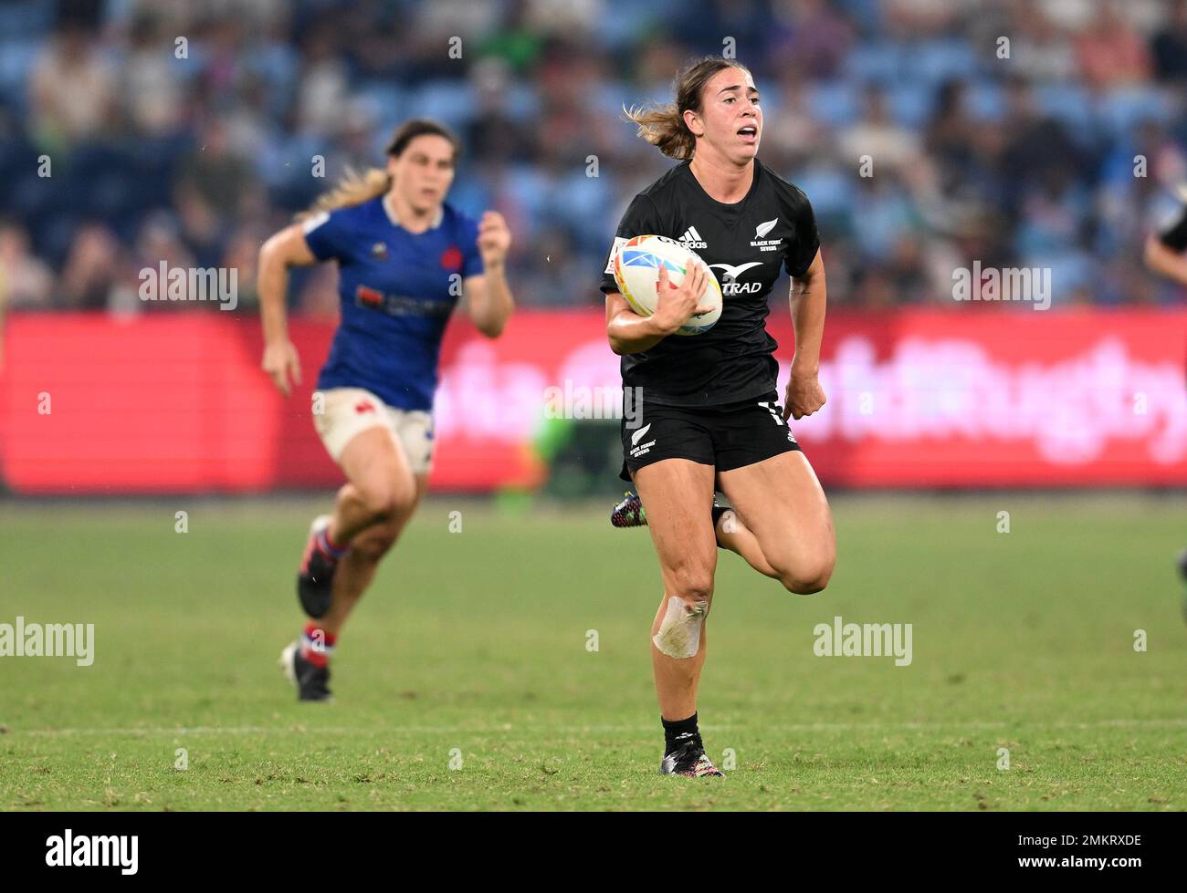 Jazmin Felix-Hotham of New Zealand breaks away to score a try during ...