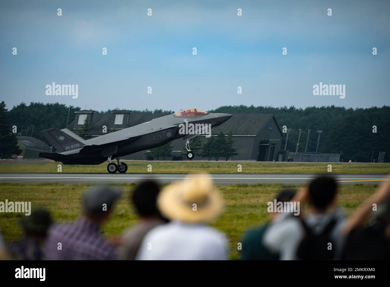 A Japan Air Self-Defense Force (JASDF) F-35A Lightning II Demonstration ...