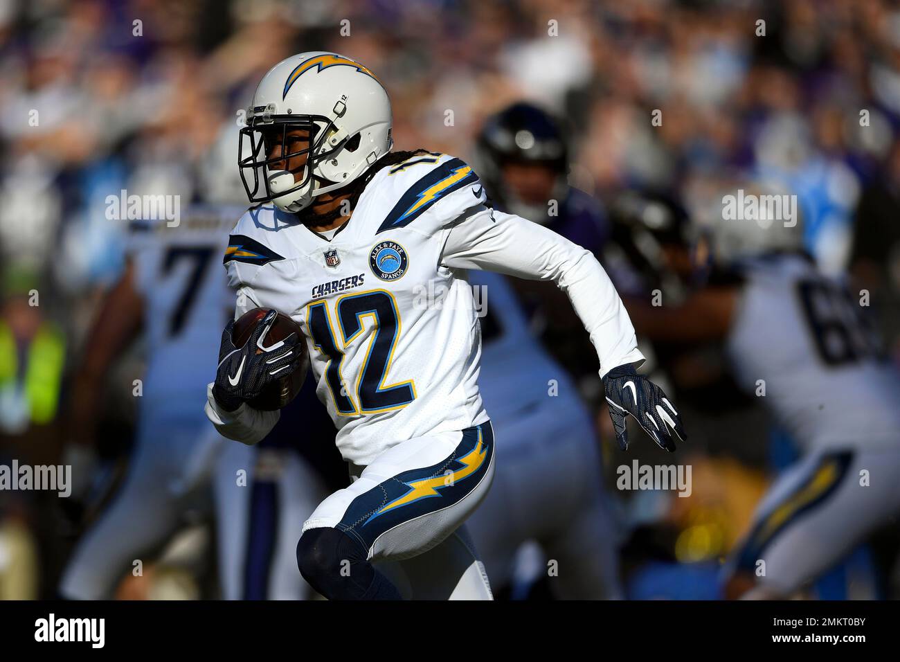 Los Angeles Chargers wide receiver Travis Benjamin rushes the ball in ...