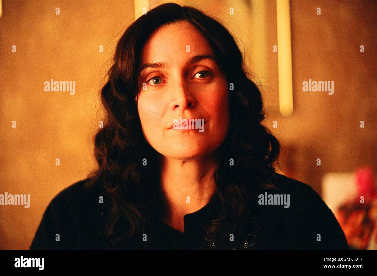 CARRIE-ANNE MOSS in SNOW CAKE (2006), directed by MARC EVANS. Credit: REVOLUTION FILMS / Album ...