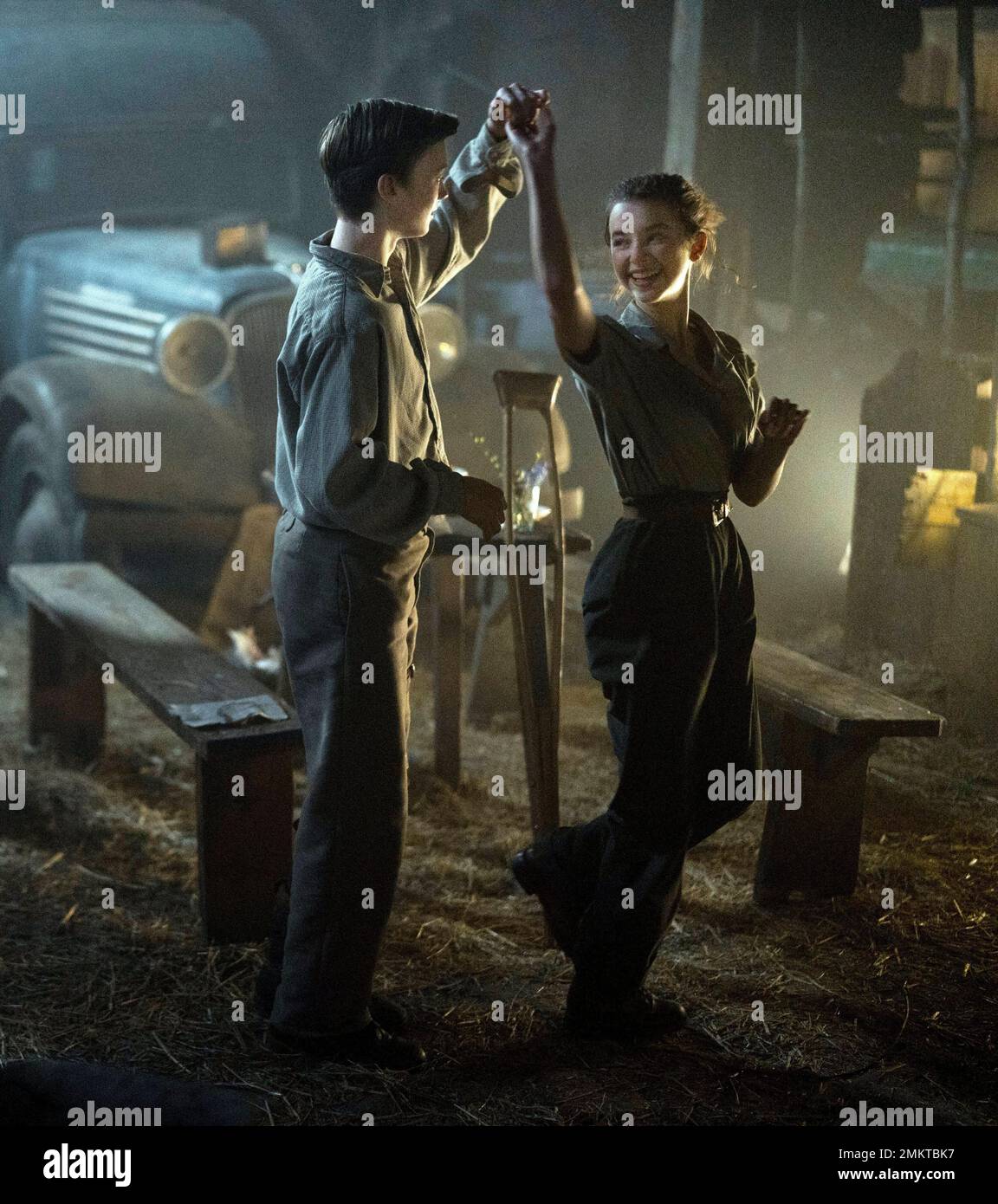 ORLANDO SCHWERDT and ARIELLA GLASER in WHITE BIRD (2023) -Original ...
