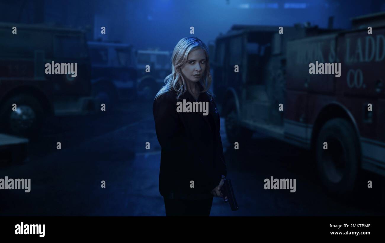 SARAH MICHELLE GELLAR in WOLF PACK (2023), directed by JASON ENSLER ...