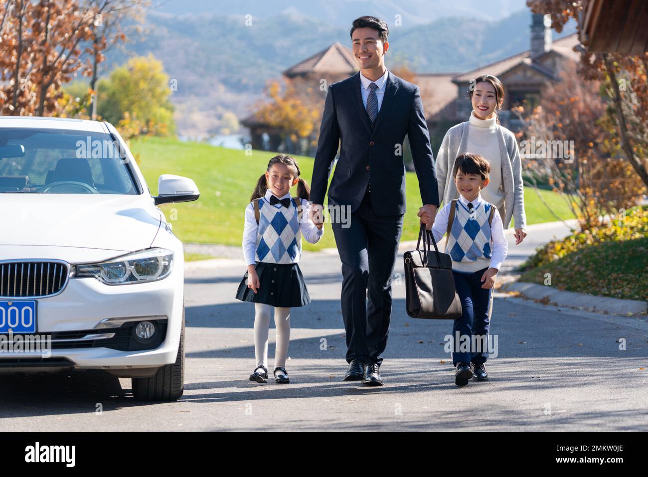 Chinese parents send their children from school hi-res stock ...