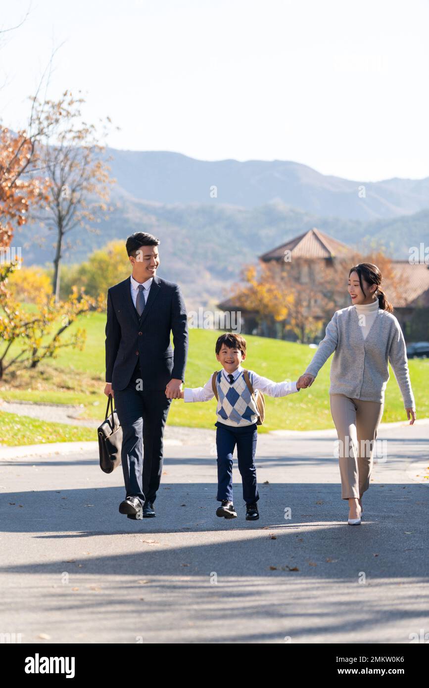 Chinese parents send their children from school hi-res stock ...
