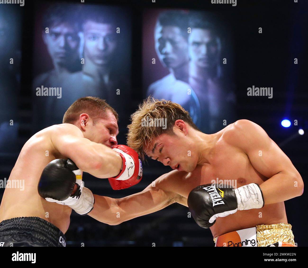 Japanese champion Masayuki Ito, right, and Russian challenger Evgeny ...