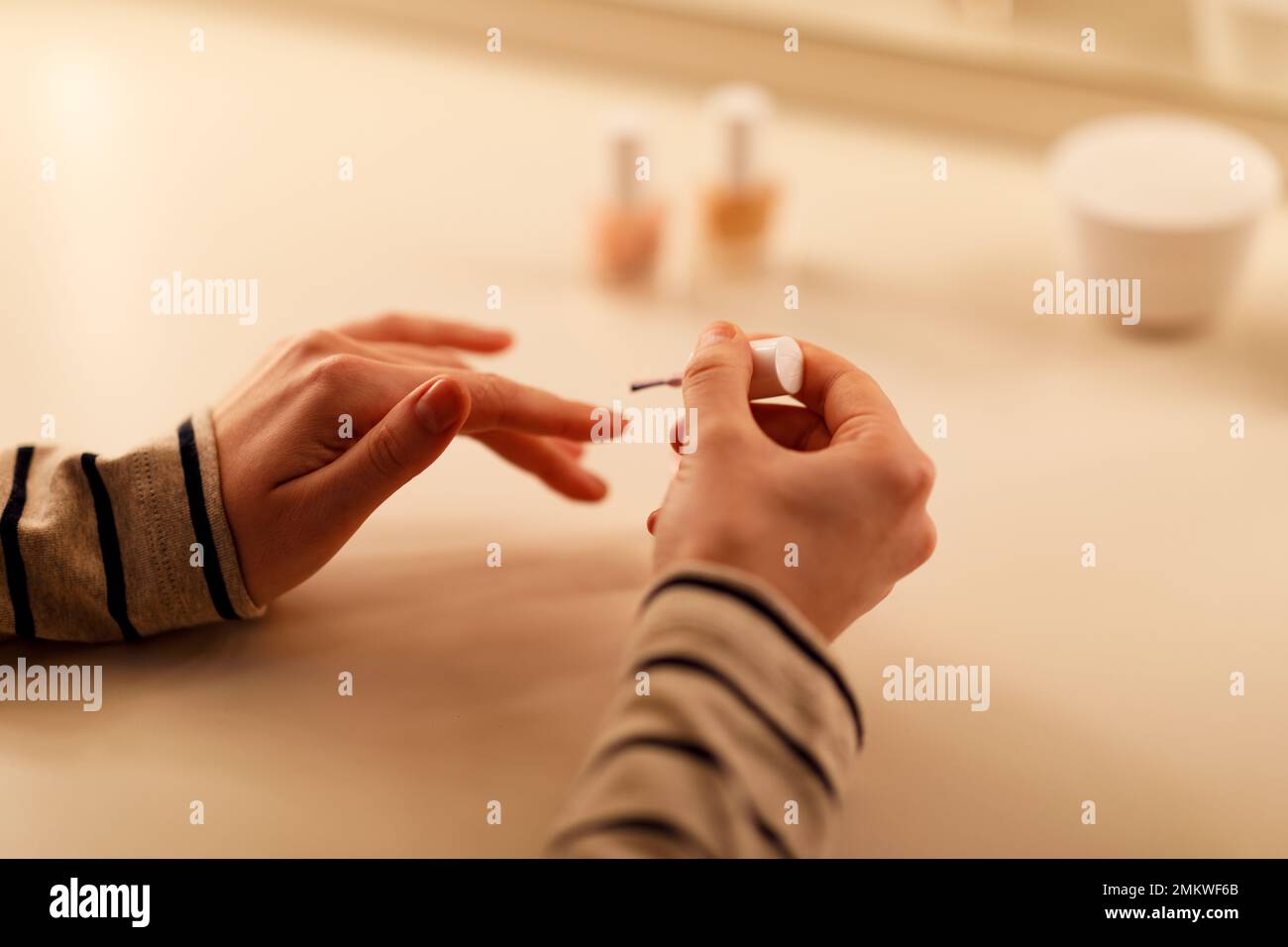 Well manicured hands hi-res stock photography and images - Alamy