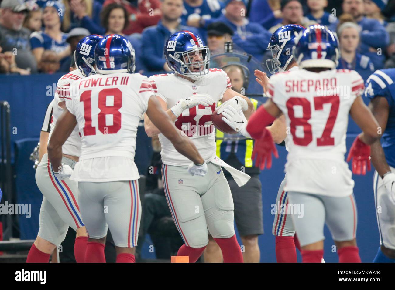 New York Giants tight end Scott Simonson (82) celebrates a touchdown ...