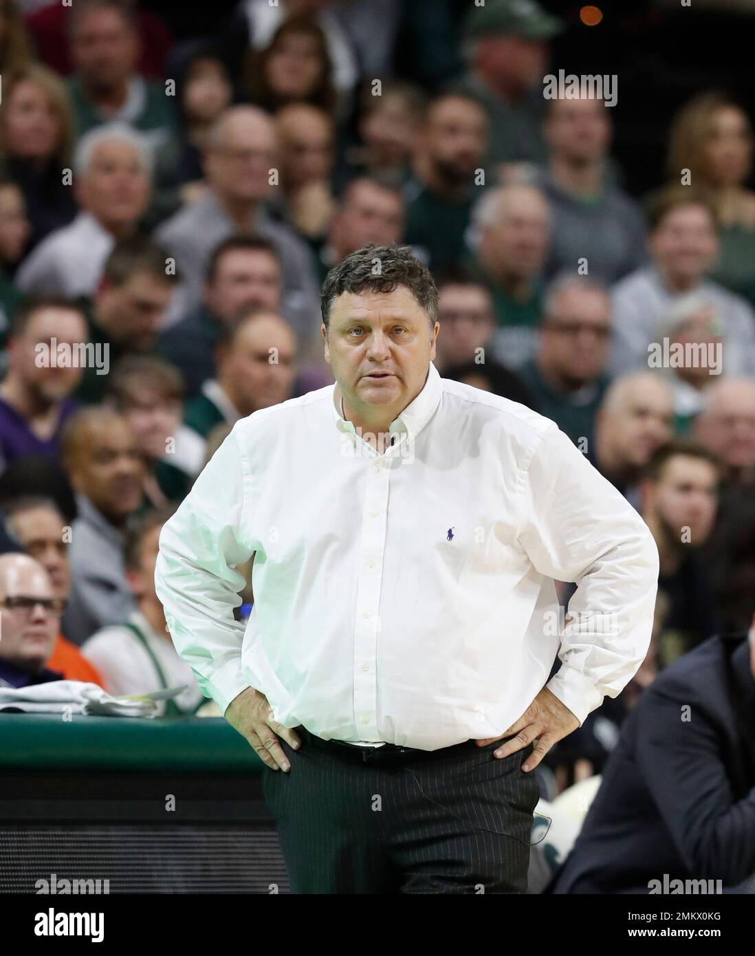 Oakland head coach Greg Kampe on the sidelines during the second half ...