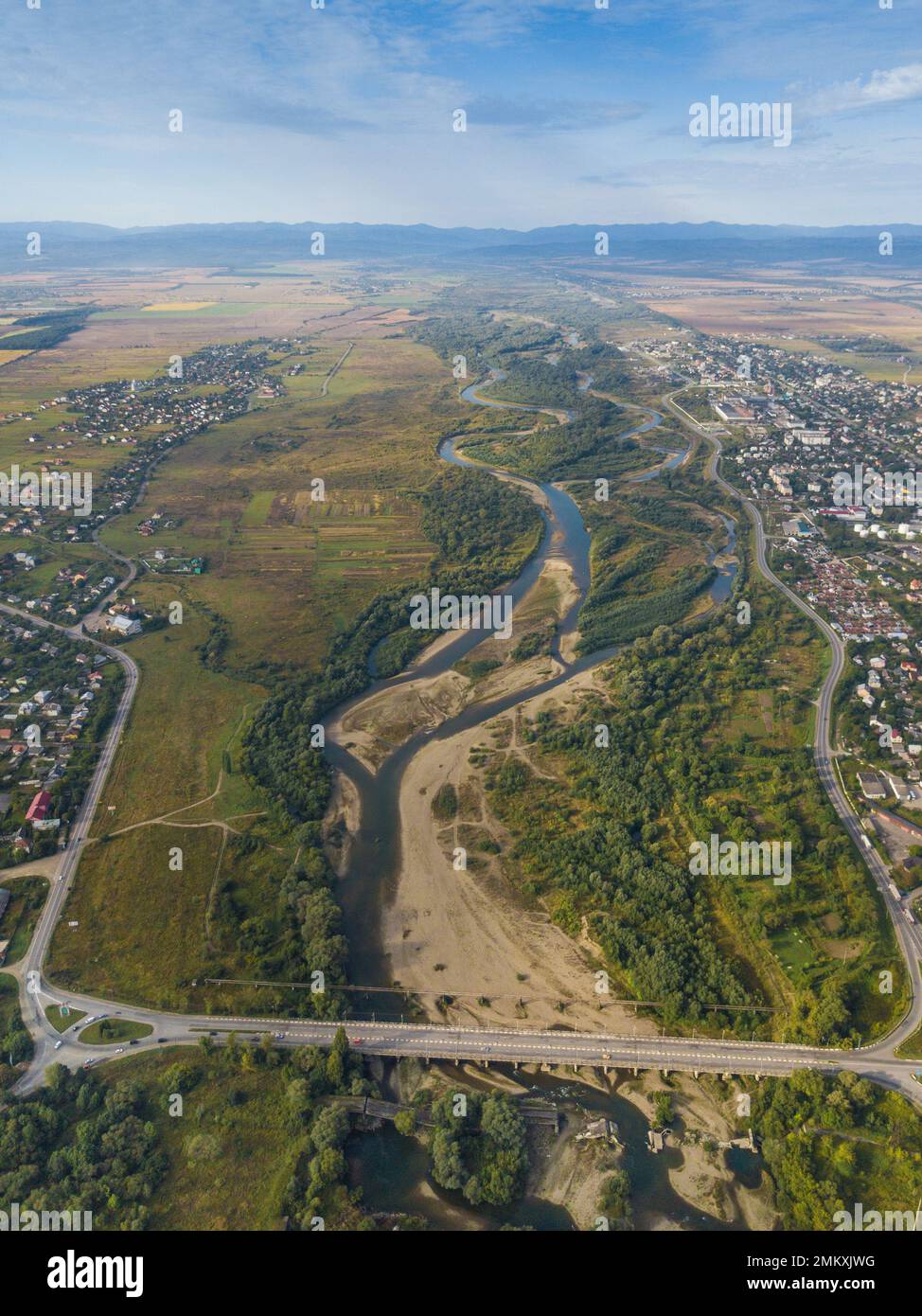 Dron city hi-res stock photography and images - Alamy