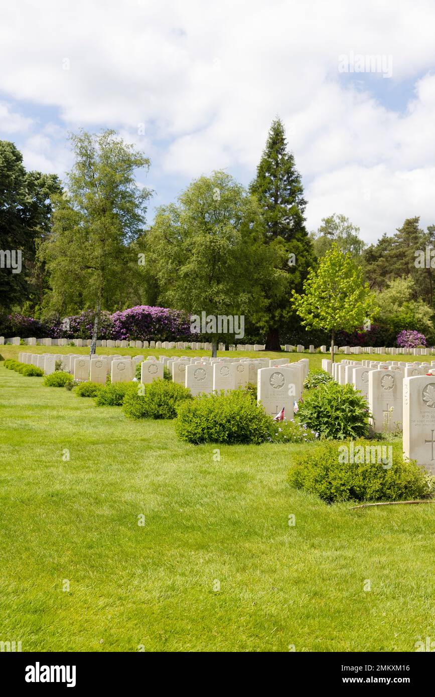 Holten cemetery hi-res stock photography and images - Alamy