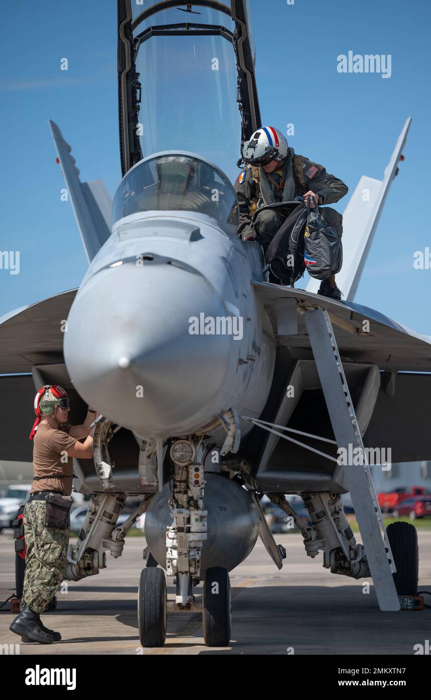 A U.S. Sailor with Strike Fighter Squadron (VFA) 2, Naval Air Station ...