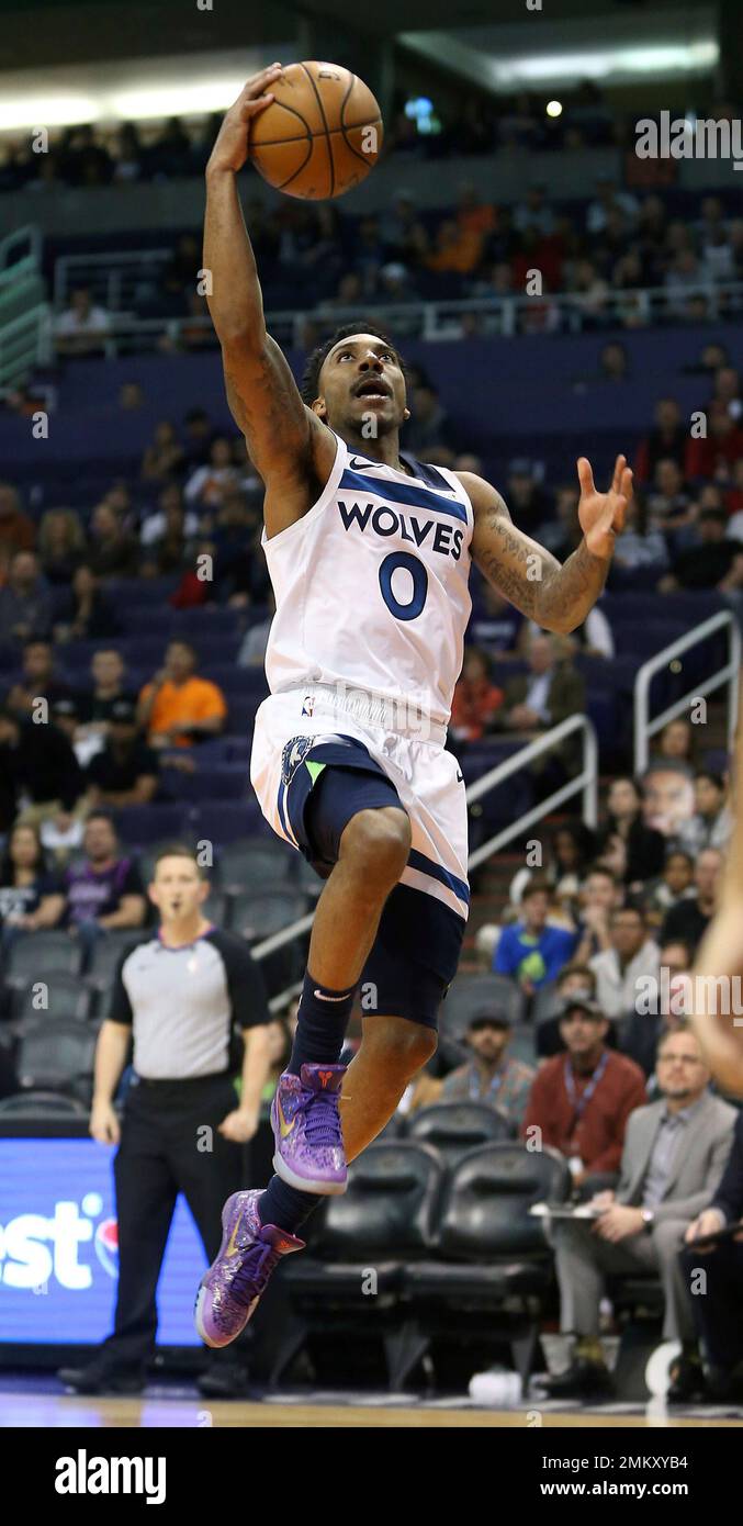 Minnesota Timberwolves guard Jeff Teague drives to the basket against ...