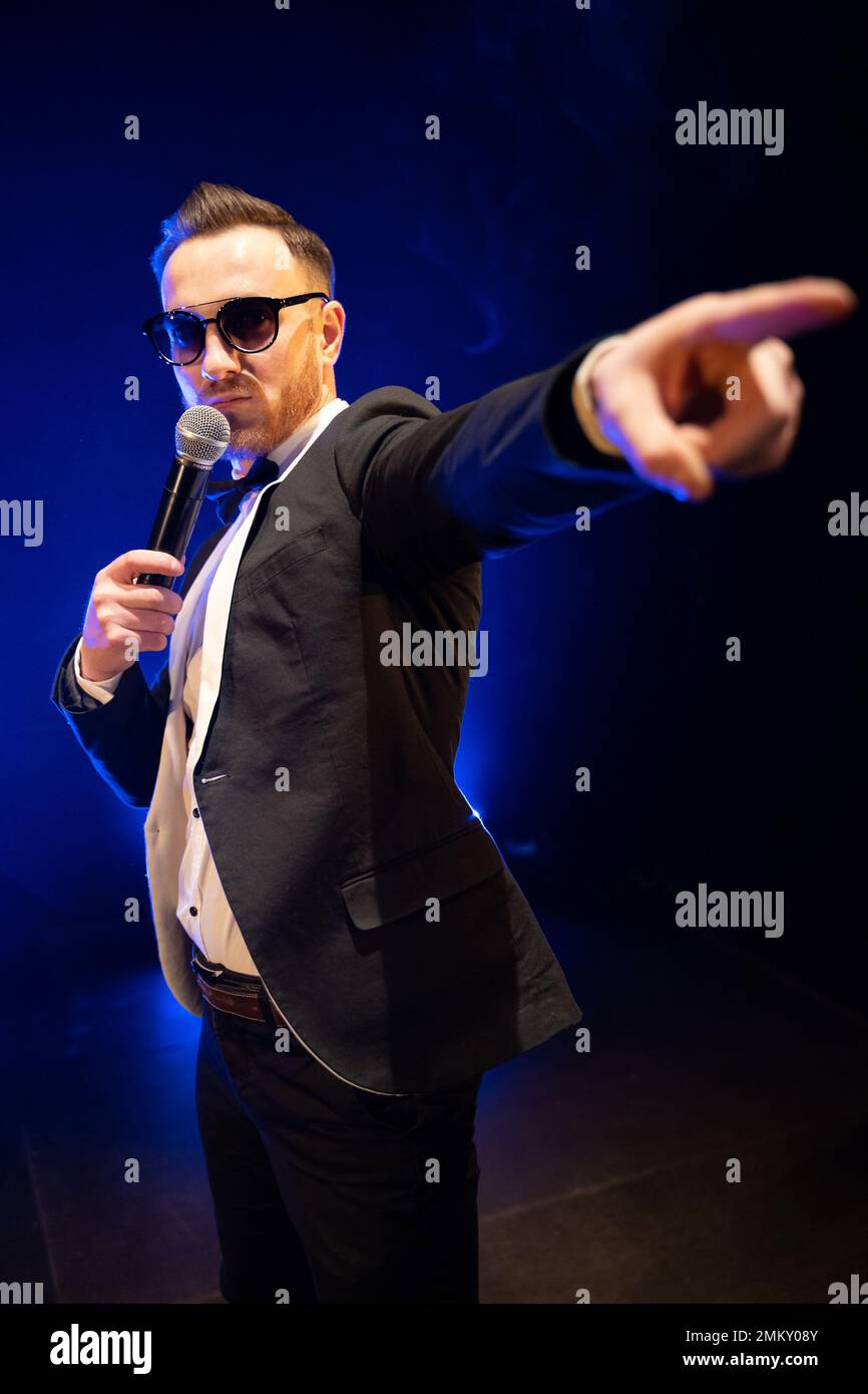 Stylish presenter on tv hi-res stock photography and images - Alamy