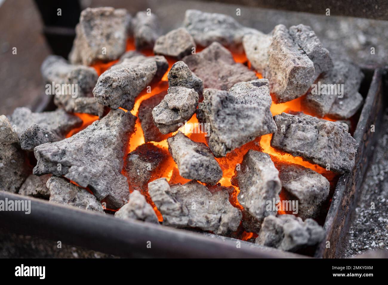 close up photo of a burning fire Stock Photo - Alamy