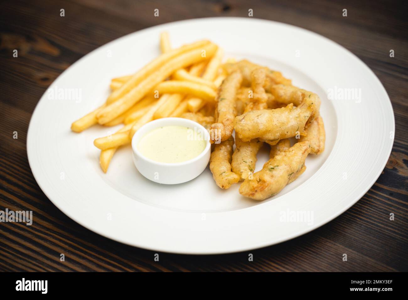 Deep fried breaded scampi hi-res stock photography and images - Alamy