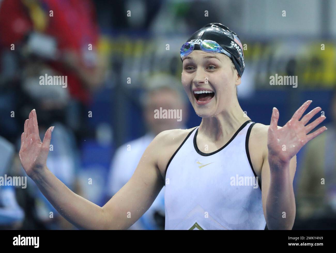 Gold medalists USA's Olivia Smoliga, right, celebrates after winning at ...