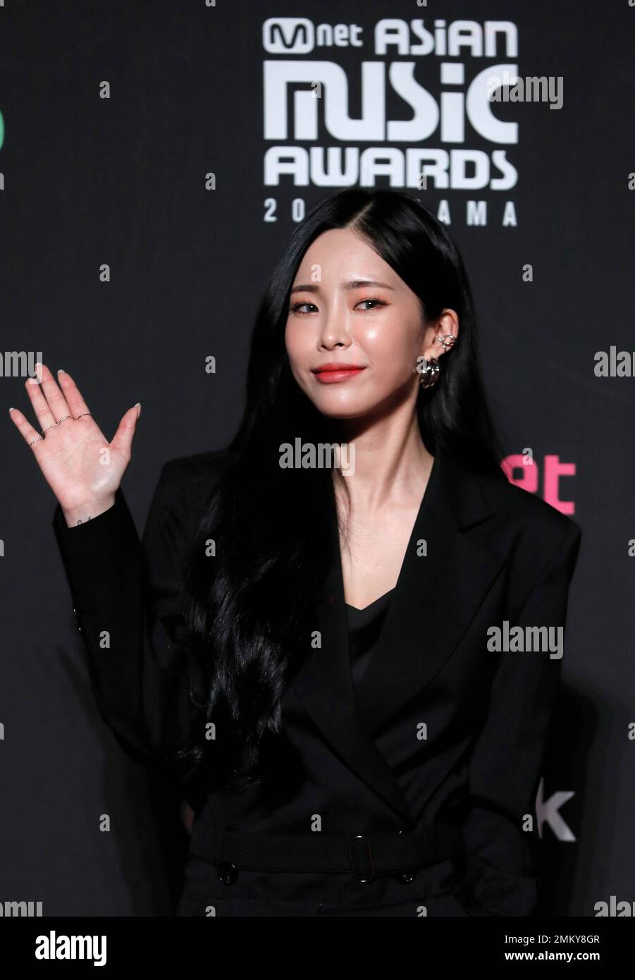 South Korean singer Heize poses for photos on the red carpet of the ...
