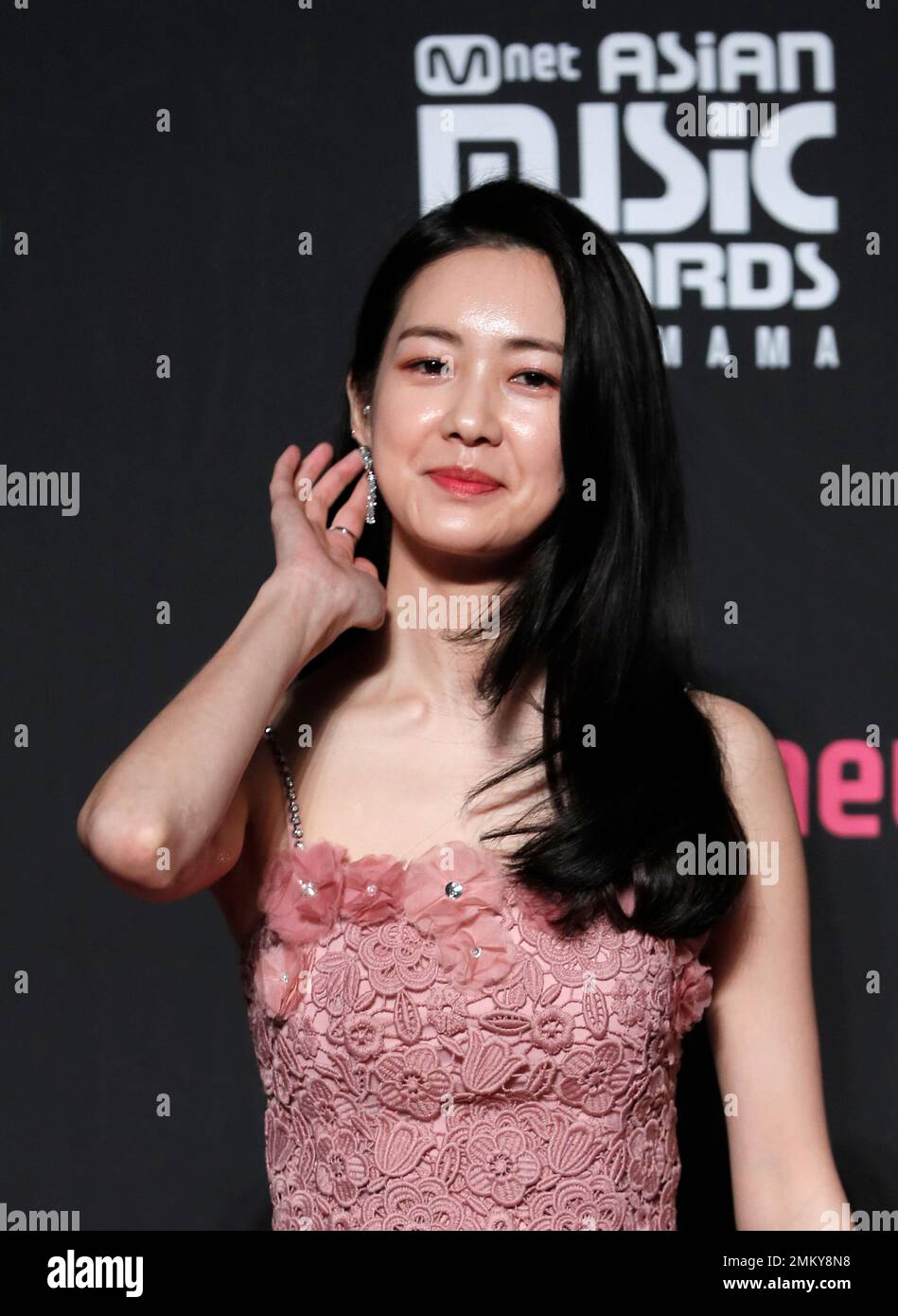 South Korean actress Lee Yo-won poses for photos on the red carpet of ...