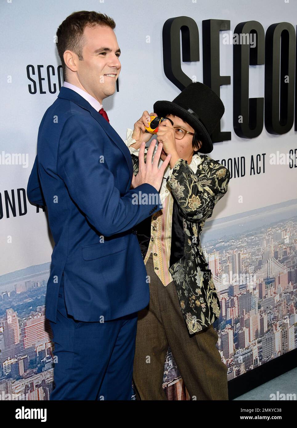 Actors Alan Aisenberg, left, and Charlyne Yi attend the world premiere ...