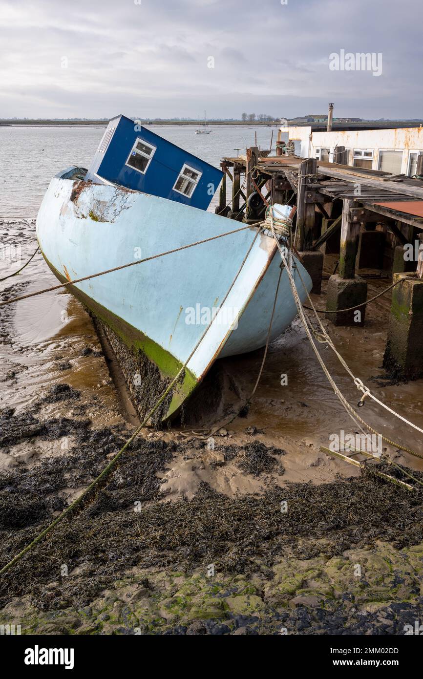 Low crouch hi-res stock photography and images - Alamy