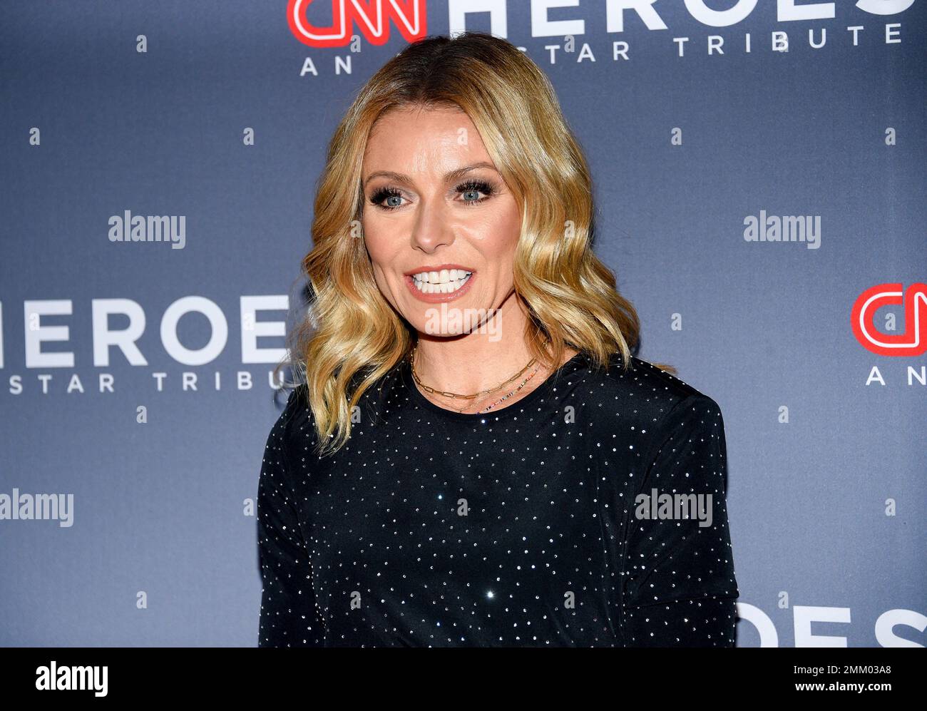 Host Kelly Ripa attends the 12th annual CNN Heroes: An All-Star Tribute ...