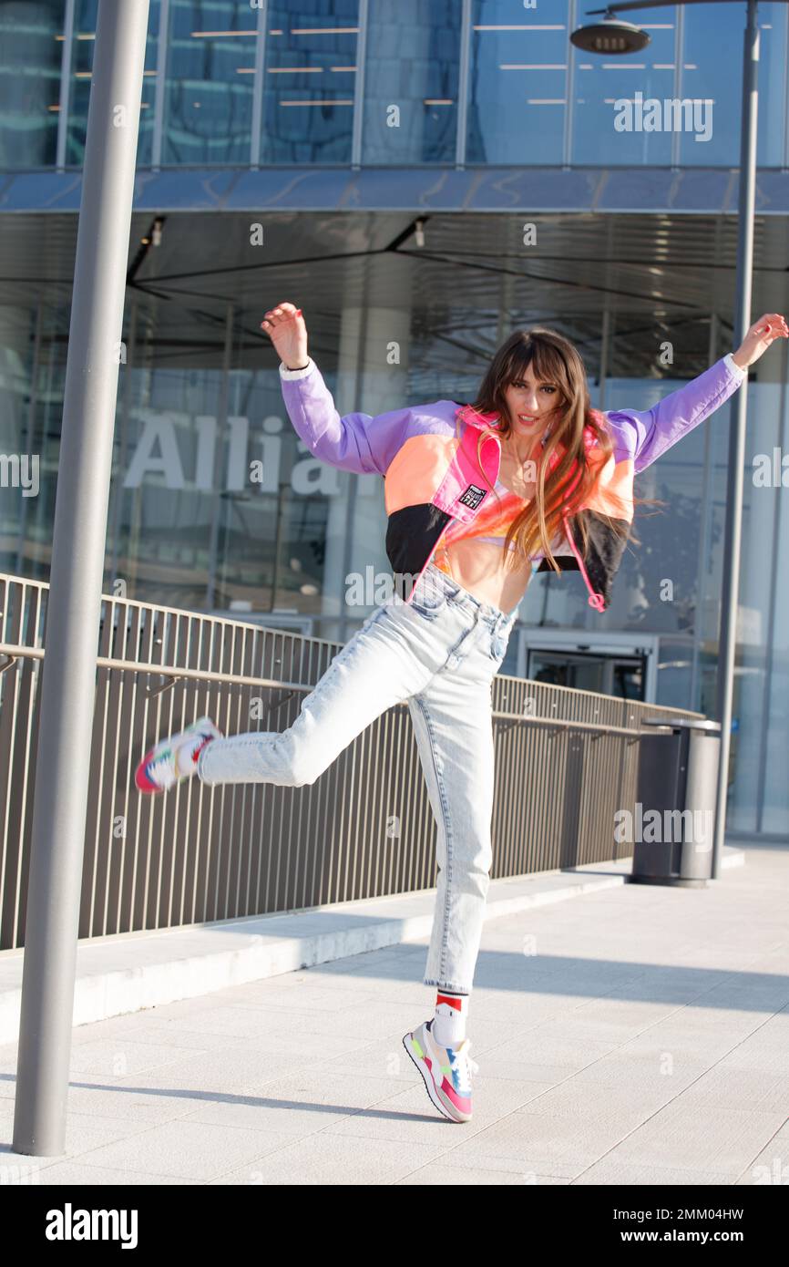 Dancer hi res hi-res stock photography and images - Alamy