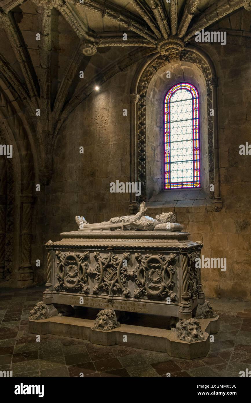 Luis vaz de camoes tomb in jeronimos monastery hi-res stock photography ...