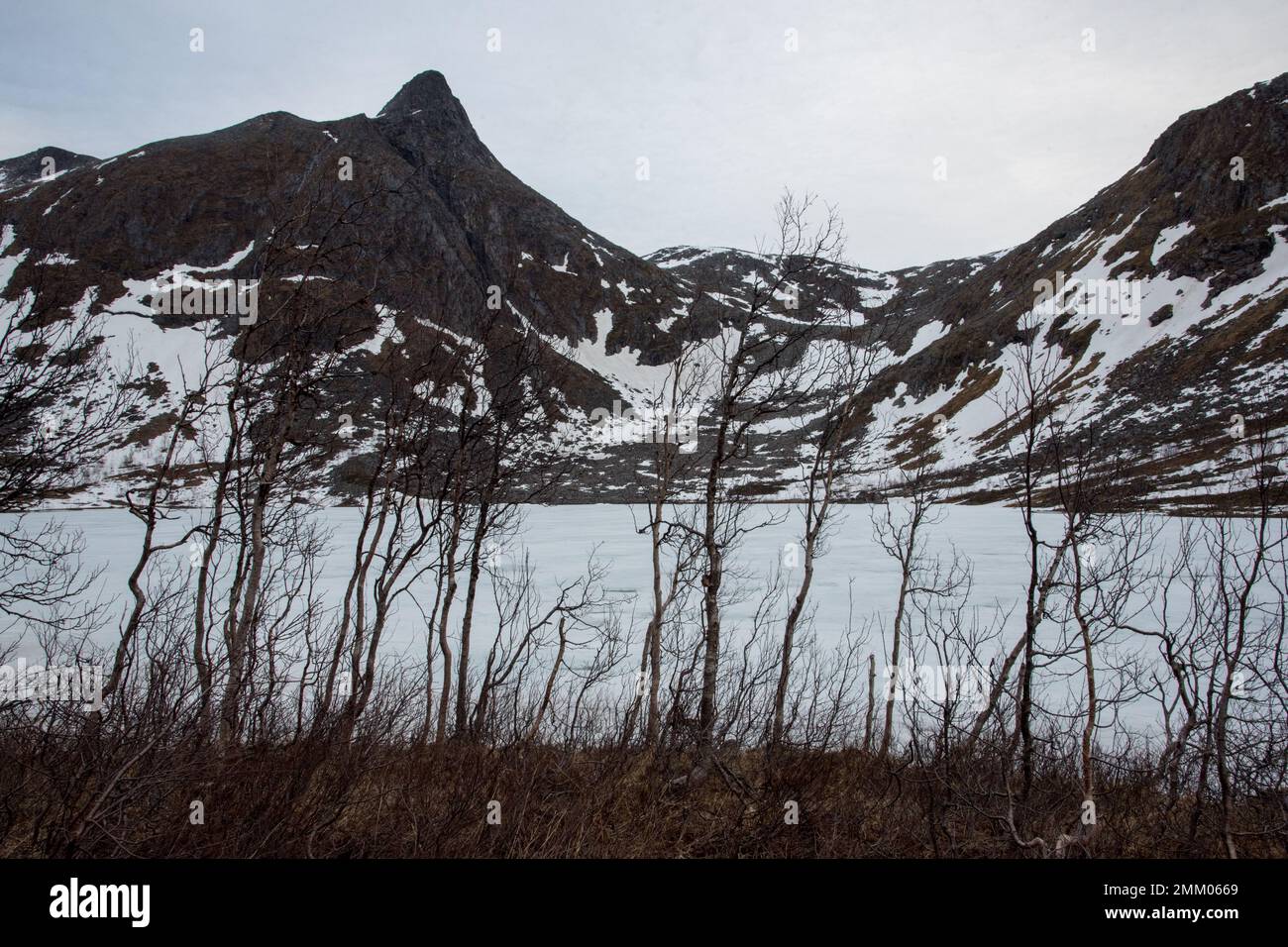 Lake hast hi-res stock photography and images - Alamy