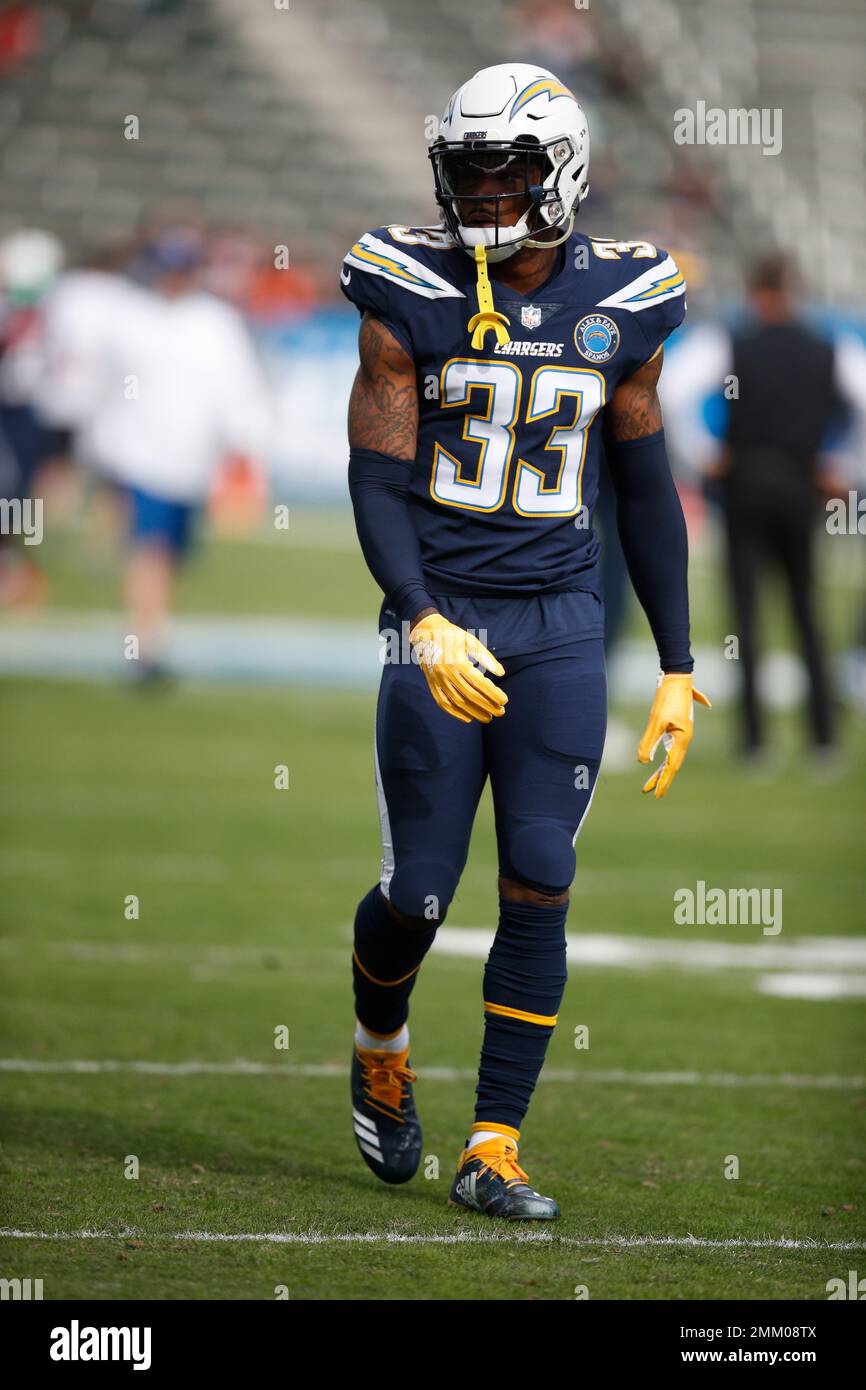 Los Angeles Chargers free safety Derwin James (33) warms up before the ...