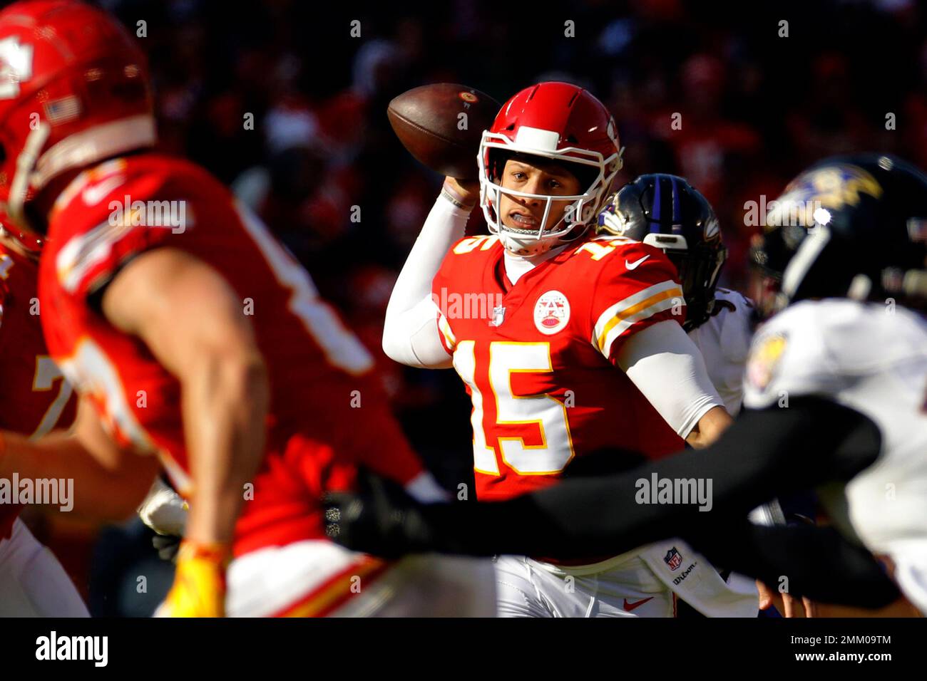 Kansas City Chiefs quarterback Patrick Mahomes (15) throws a pass ...