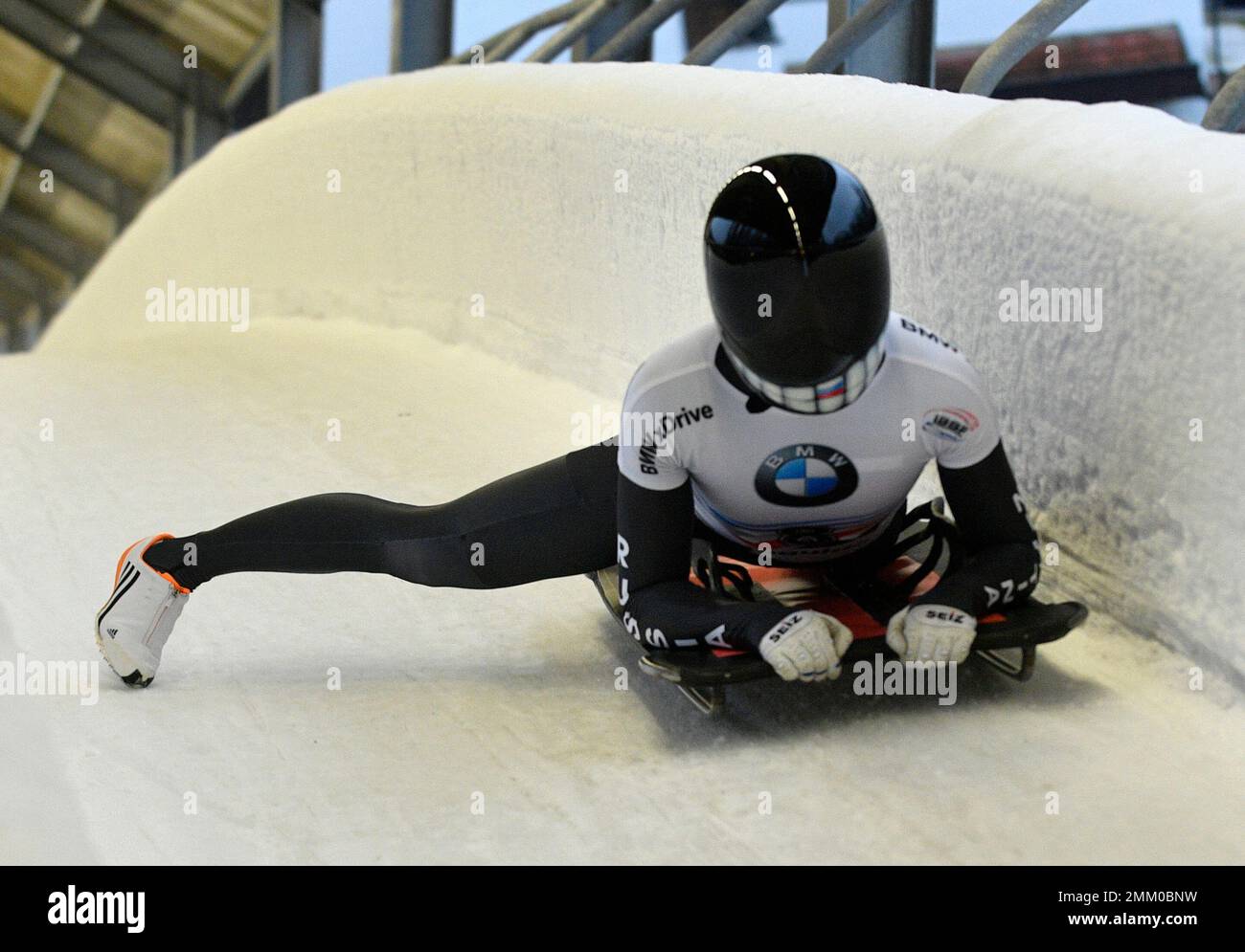 Elena Nikitina of Russia finish her second run of the women's skeleton ...
