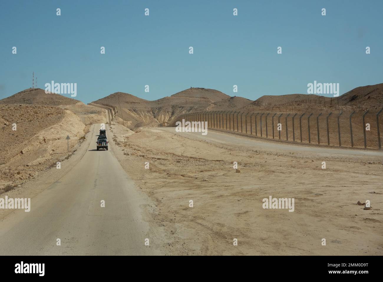 Route 10 along the Egyptian - Israeli border. Looking into Egypt from ...