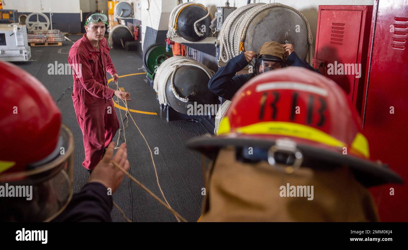 220913-N-JO823-1039 PACIFIC OCEAN (Sept. 13, 2022) Damage Controlman ...