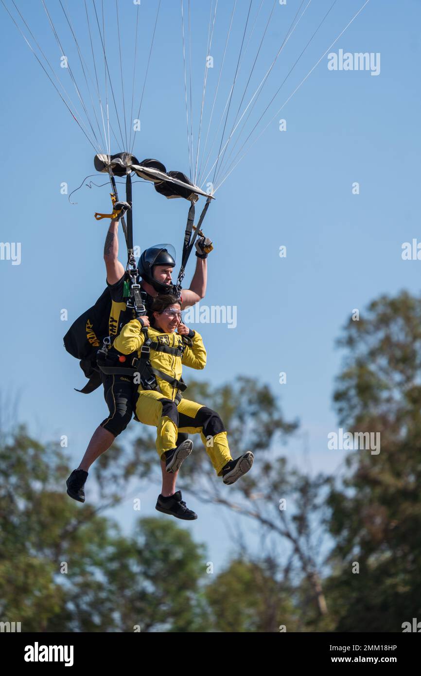 Sgt. 1st Class Keith Pierce of the U.S. Army Parachute Team takes a ...