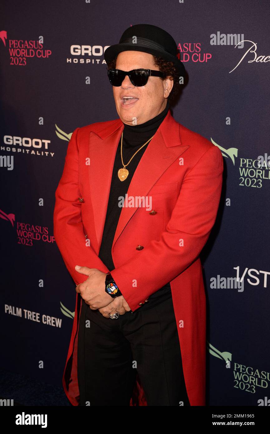 Romero britto in park hi-res stock photography and images - Alamy