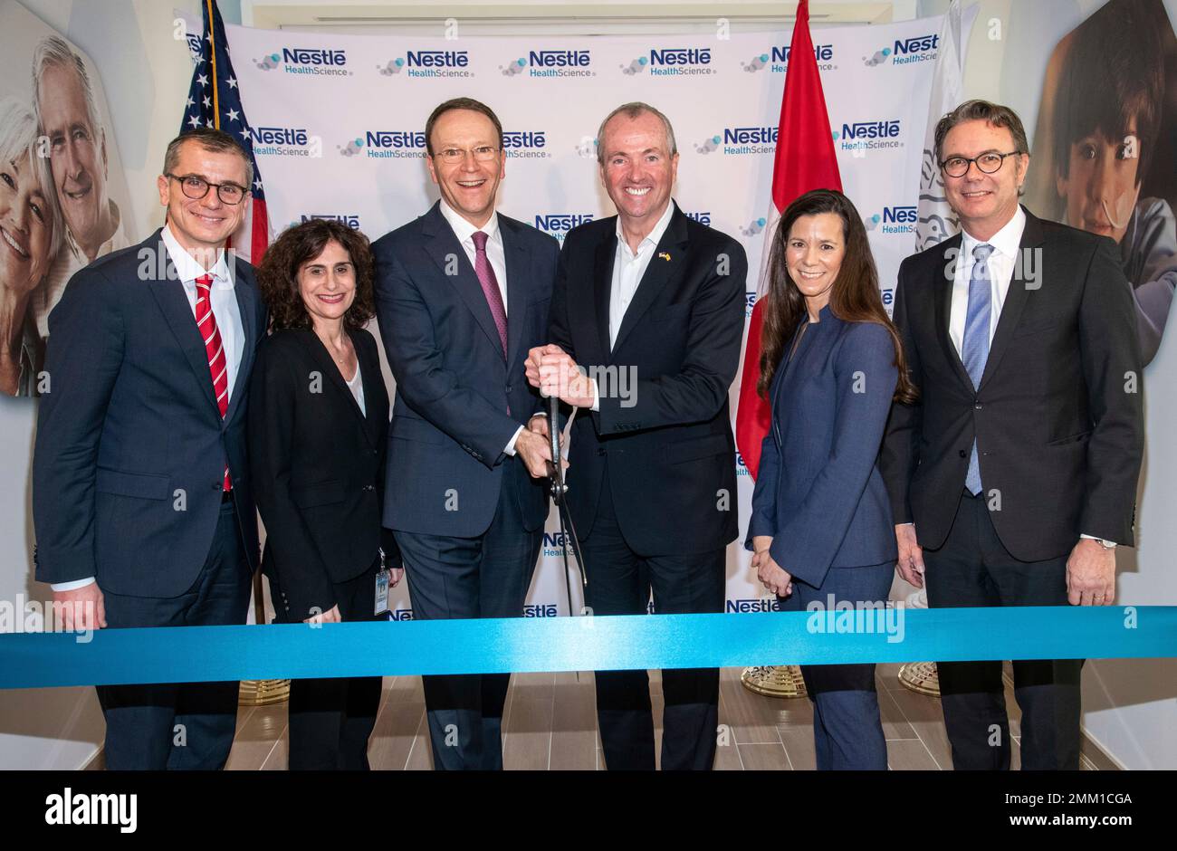IMAGE DISTRIBUTED FOR NESTLÉ - From left to right, Greg Behar, CEO ...