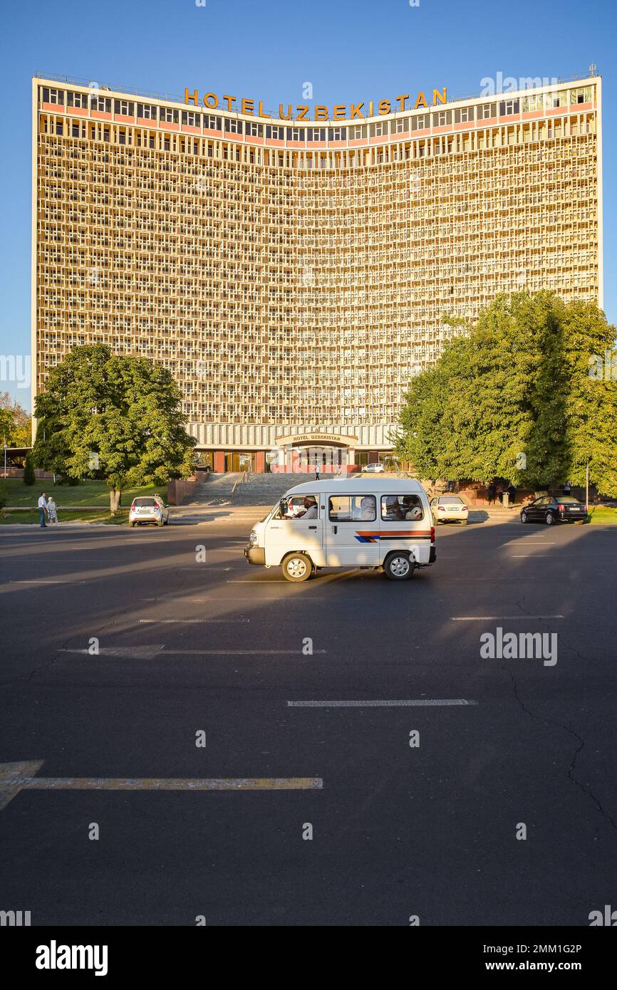 Hotel Uzbekistan, soviet modernist architecture, building in Tashkent ...