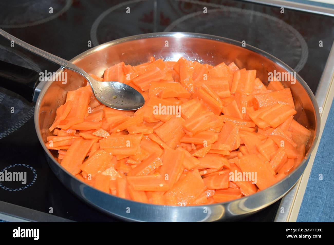 Frying pan full healthy hi-res stock photography and images - Alamy