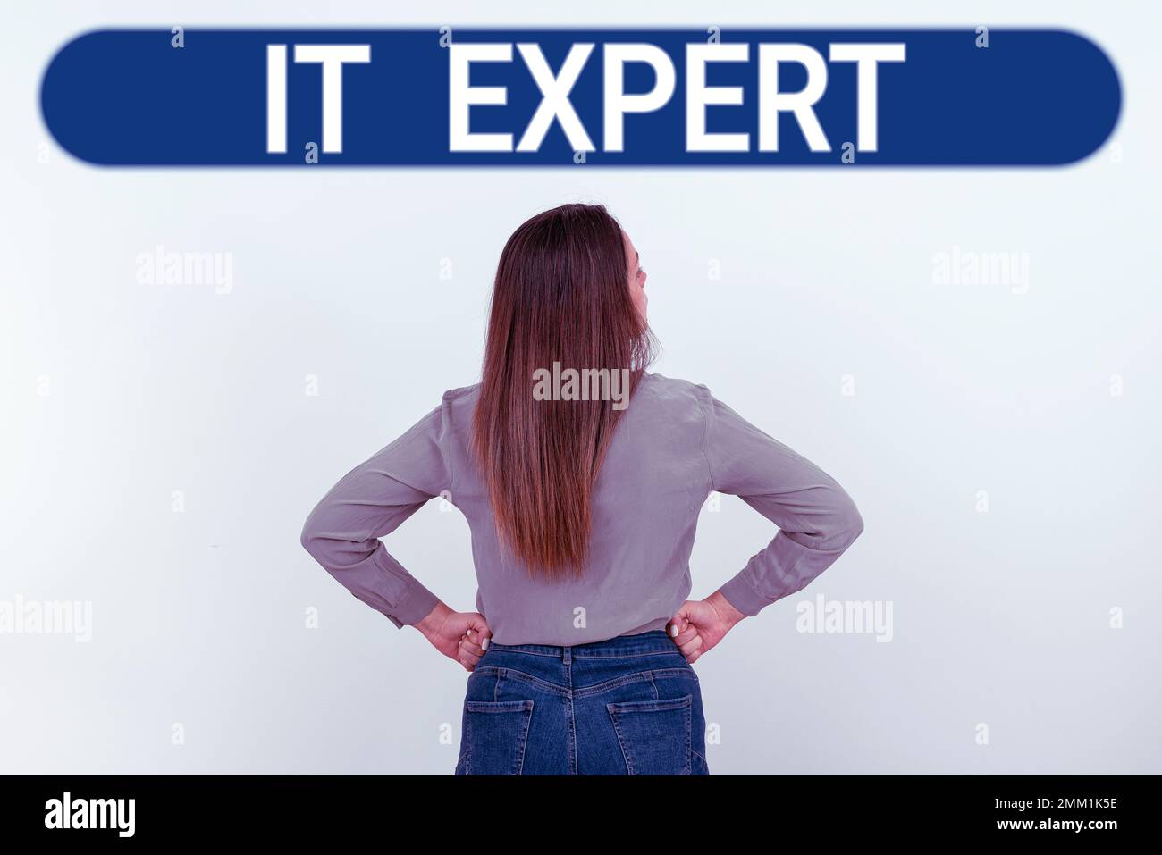 Inspiration showing sign It Expert. Word Written on person with a high ...