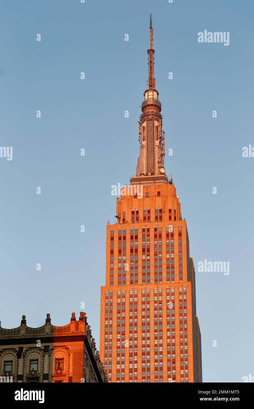 Aluminum spandrels hi-res stock photography and images - Alamy