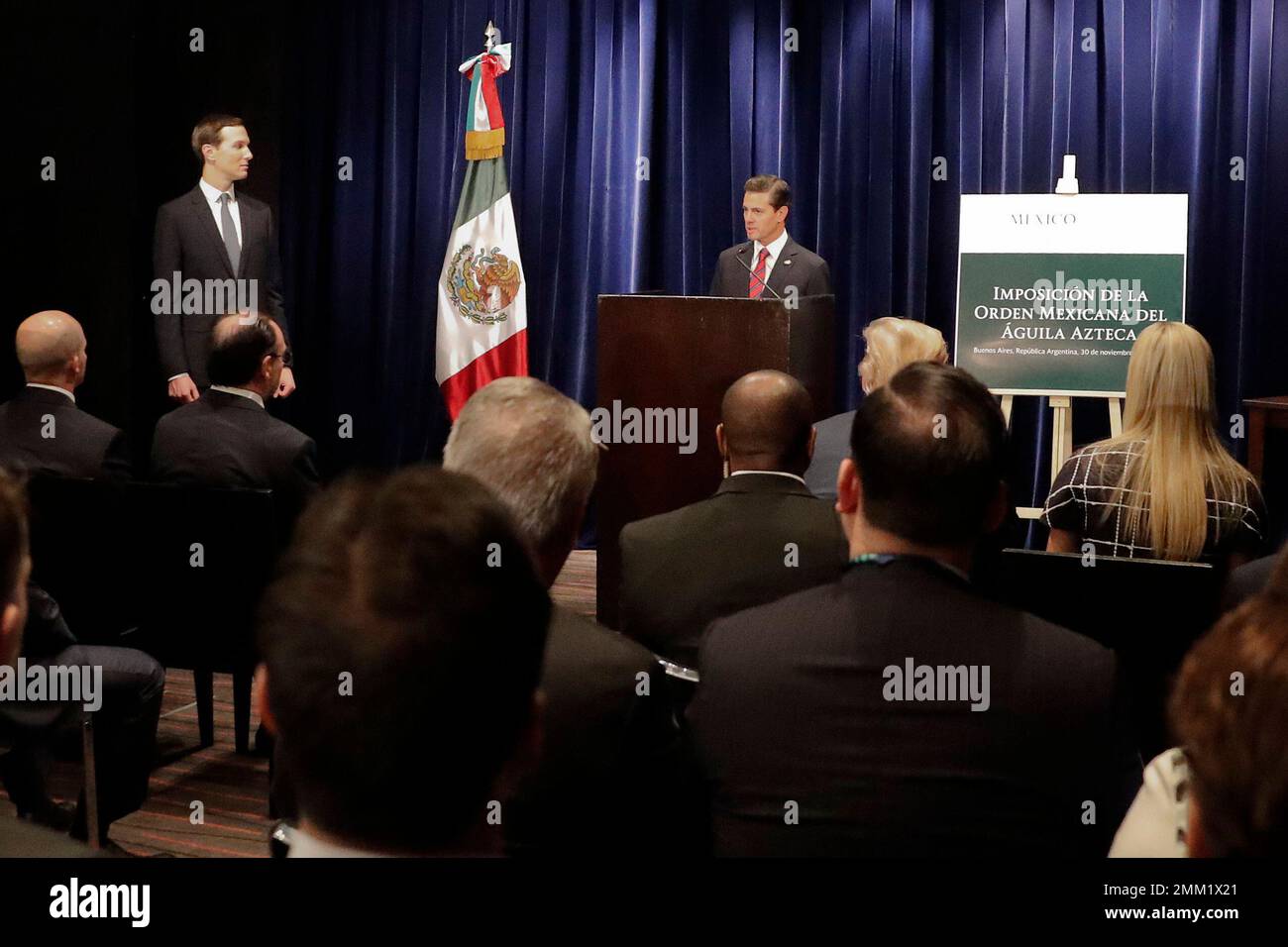 Mexican President Enrique Pena Nieto, right, awards White House Senior ...