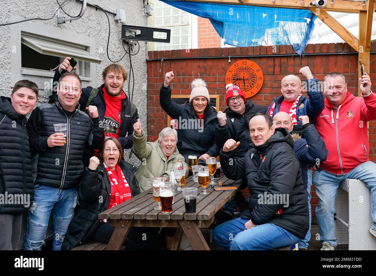The turf pub wrexham hi-res stock photography and images - Alamy