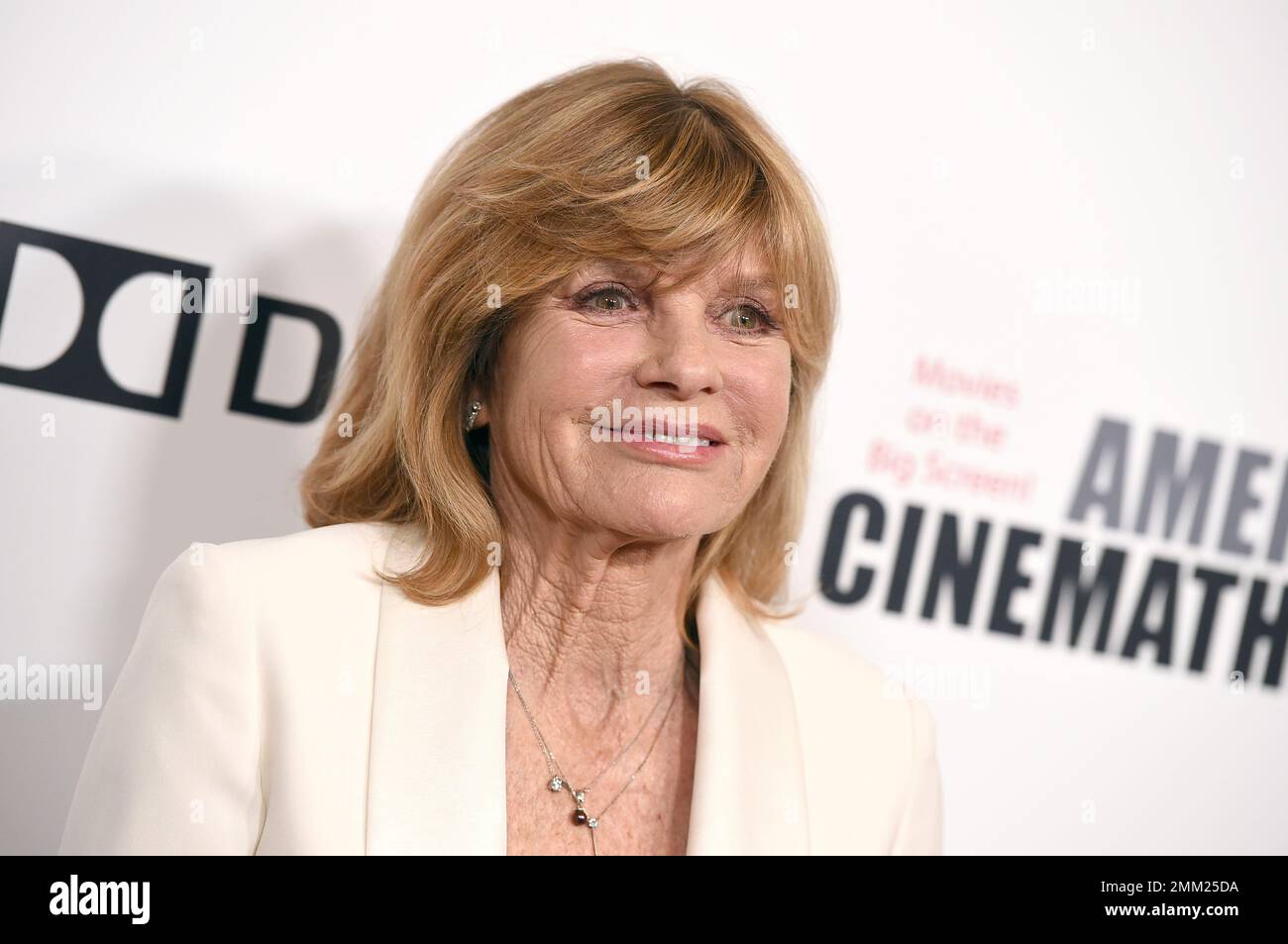 Katharine Ross arrives at the American Cinematheque Award ceremony ...