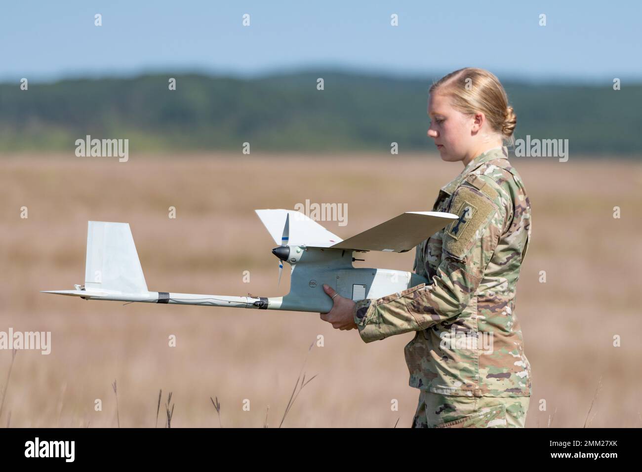 Wisconsin National Guard Soldiers flying RQ-11B Raven Small Unmanned ... Wisconsin National Guard Soldiers flying RQ-11B Raven Small Unmanned ...