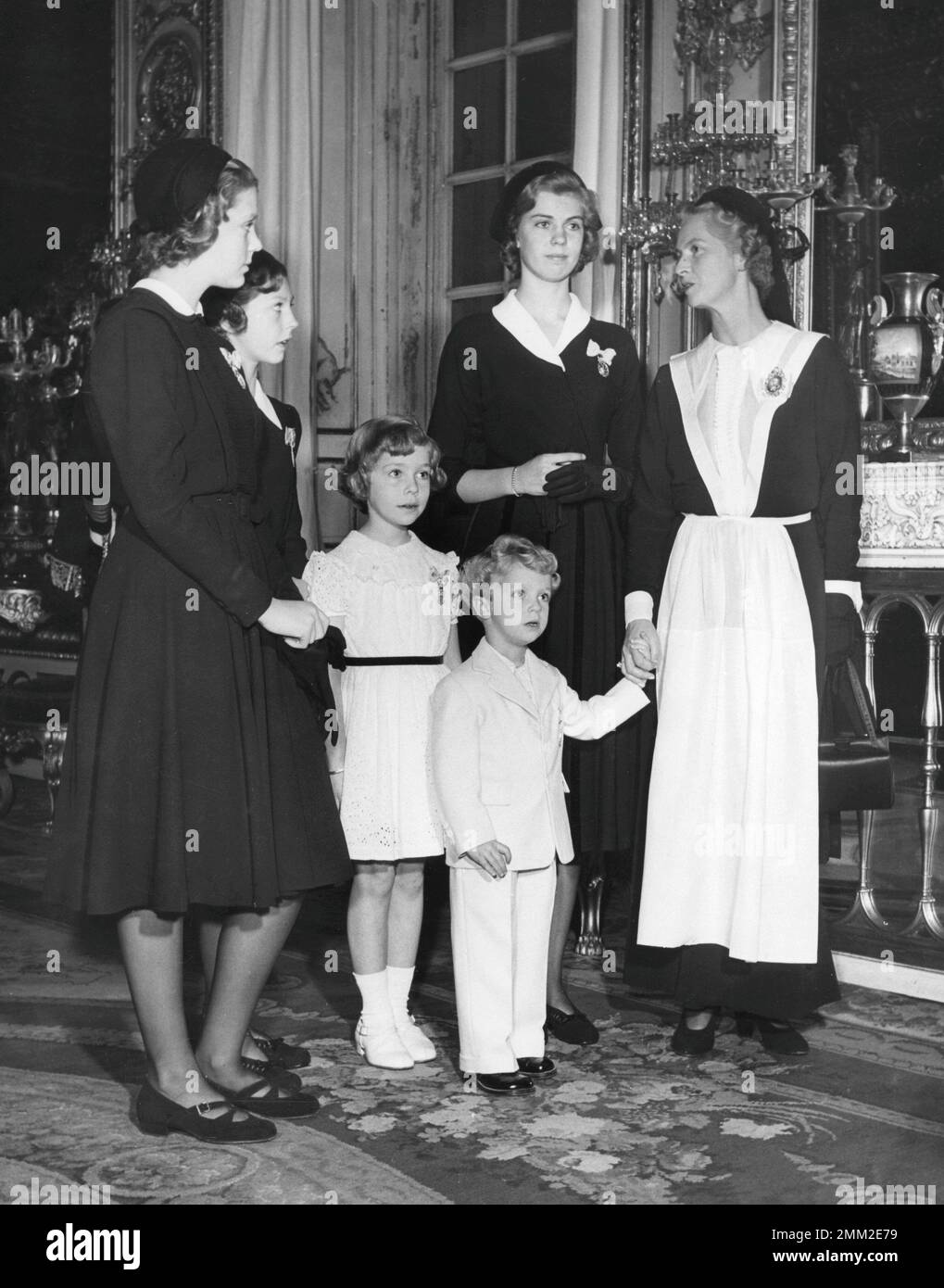 King gustaf v sweden hi-res stock photography and images - Alamy